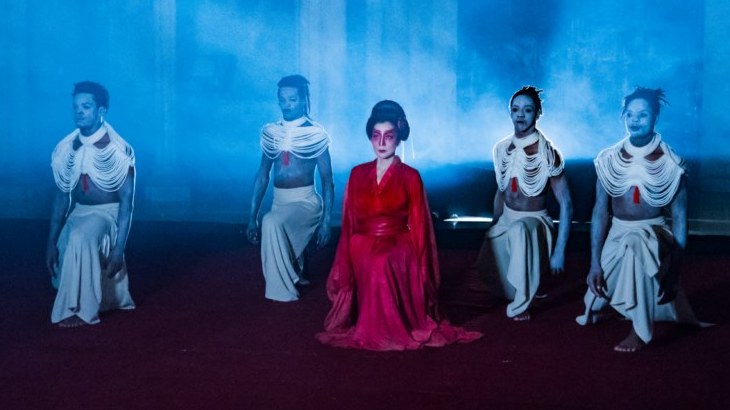 Yuko Fong: La artista japonesa que hace del arte su patria | Arte por ...